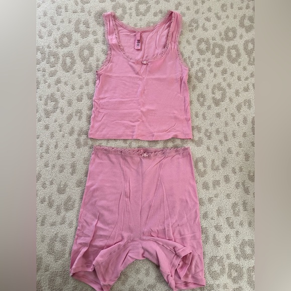 SKIMS | Other | Skims Pink Set | Poshmark